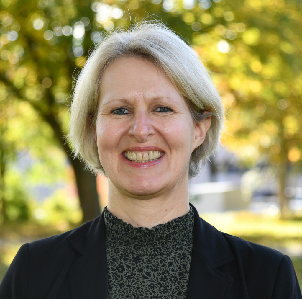 Team - Professur für Politikwissenschaft, insbesondere internationale ...